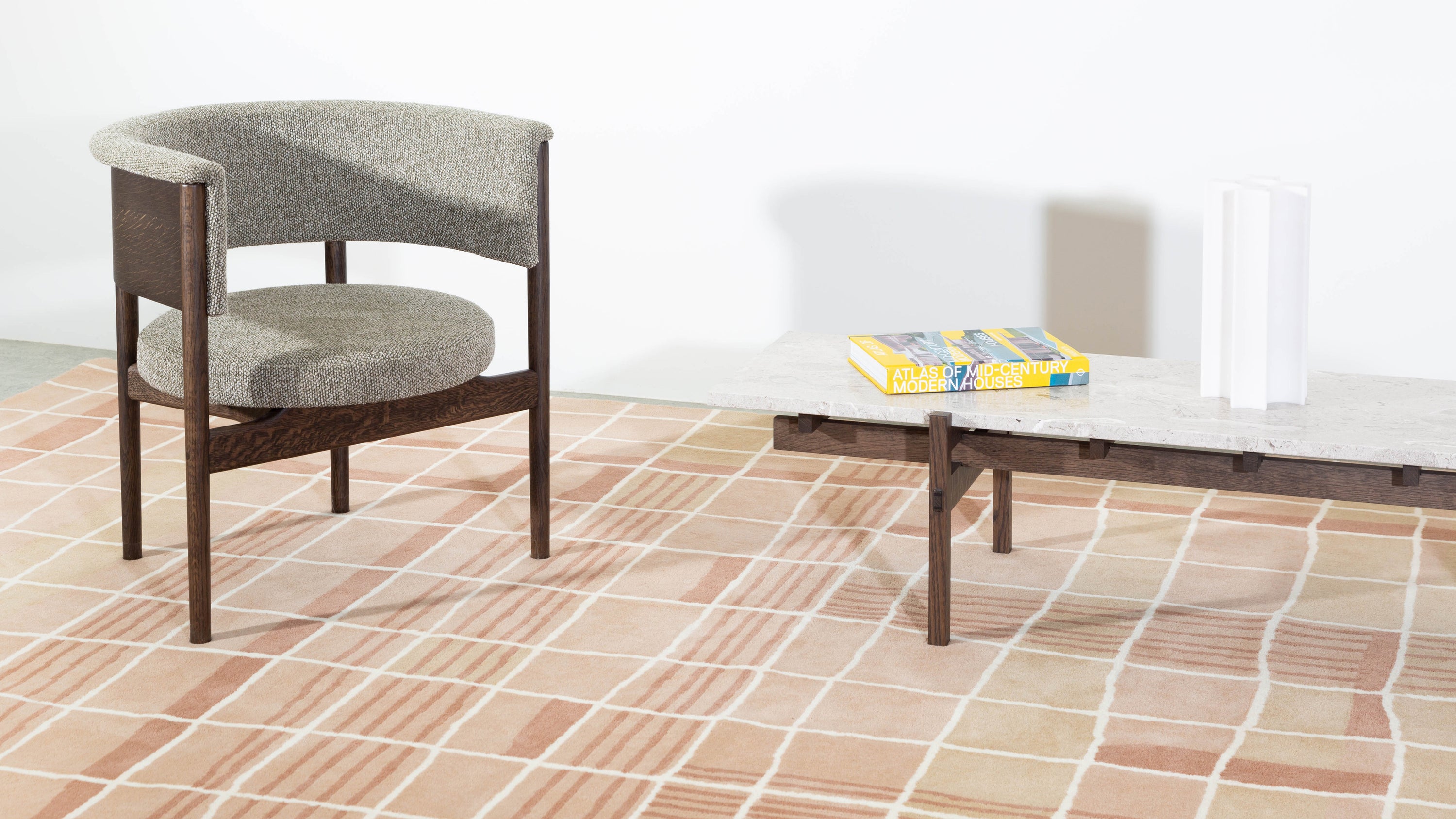 MAANA STUDIOS - A Swiss rug & interior company.